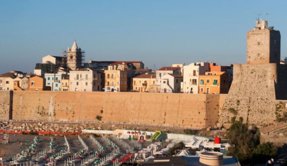 Alla scoperta del Molise: il Borgo antico di Termoli - Ultime notizie ...