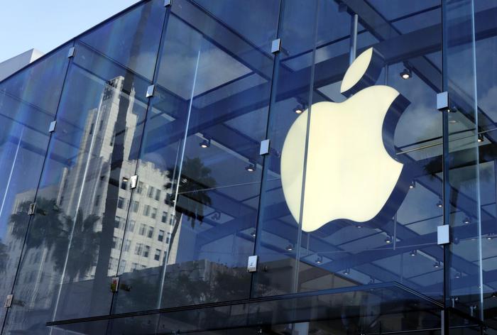La nuova linea Apple, tra successo e critiche - Il Valore italiano
