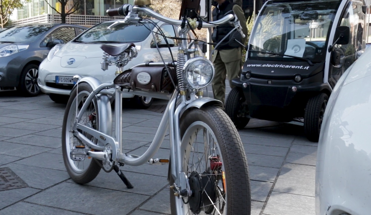 La mobilità elettrica è pronta a invadere Milano con "e-mob"